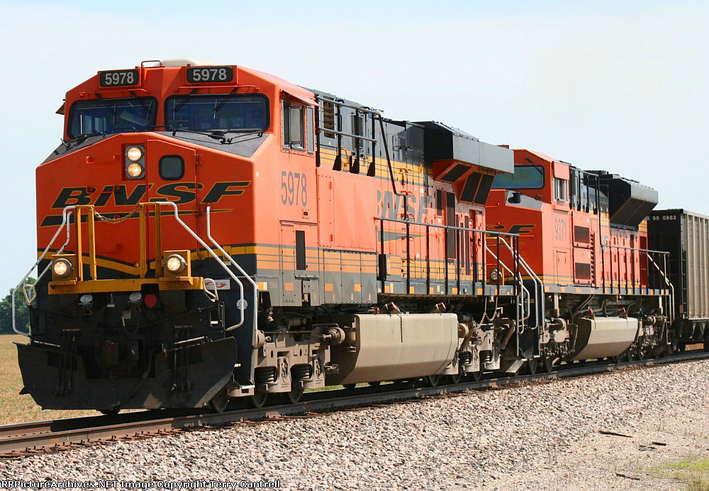 BNSF 5978